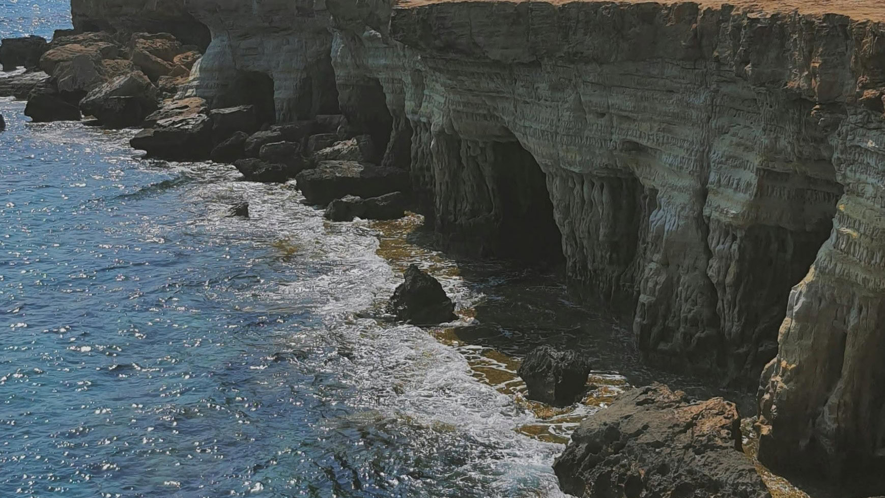 Tourist arrivals in Cyprus rose by 12.2% in 2025. - Athlos